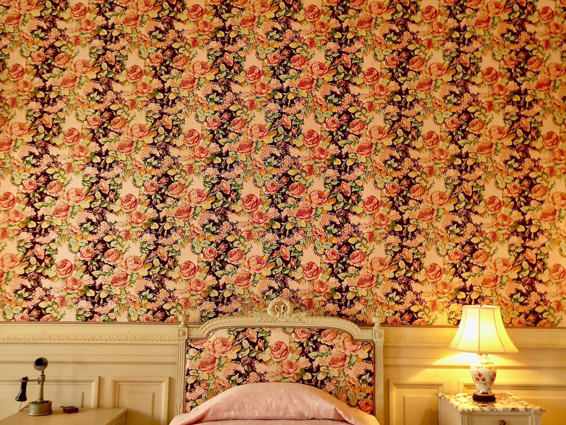 Easier Ways to Remove Old Wallpaper | Sandi Pressley